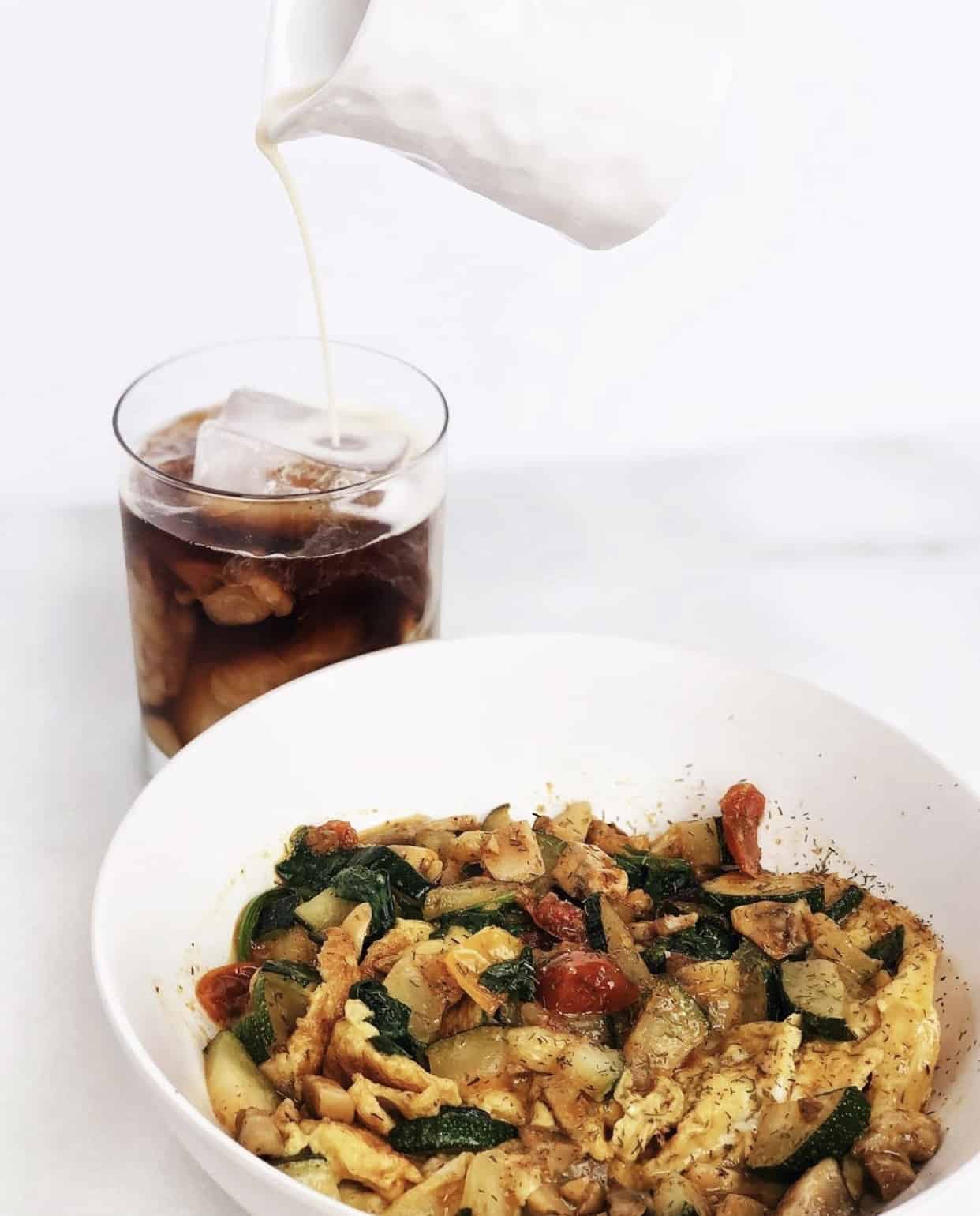 Low-Carb, High Protein Veggie Scramble Bowl Recipe for Breakfast ...